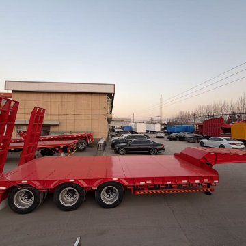 three-axle low-bed semi-trailer